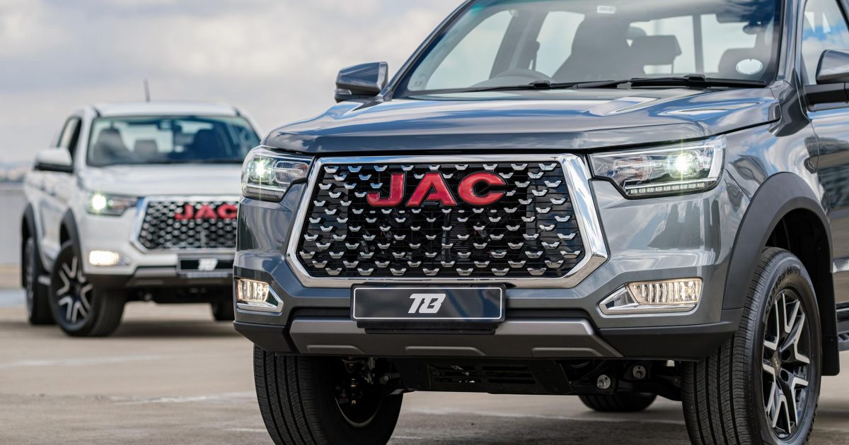JAC brings new double cab model below R400 000 to market | Dealerfloor