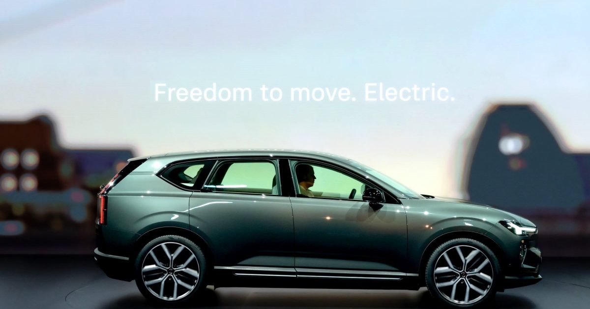 New Volvo EX60 says goodbye to range anxiety | Dealerfloor